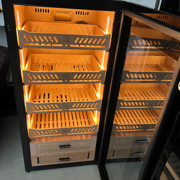 Yohtron YC-248G Premium Series Gold 1,200-Cigar Electric Humidor ...